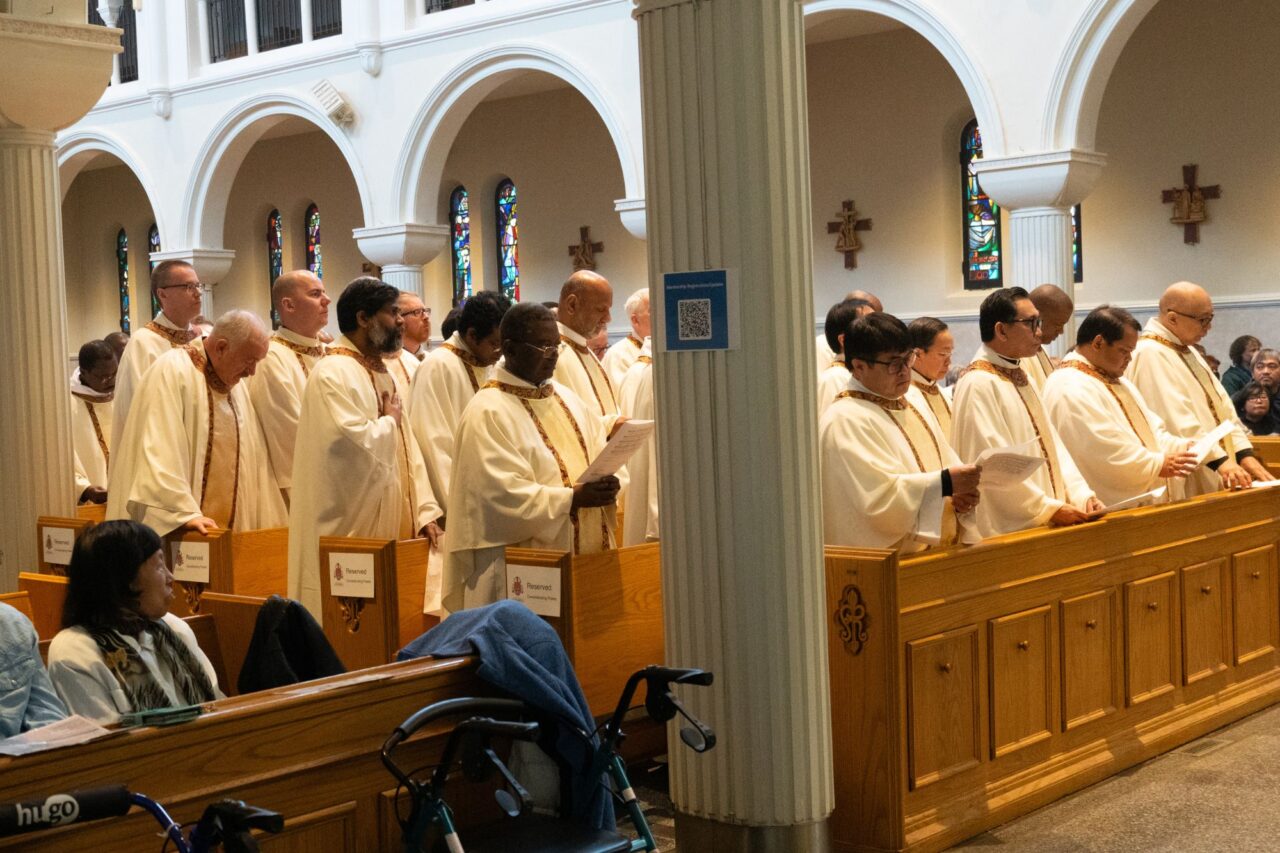 Chrism Mass 2024 - Archdiocese of Winnipeg